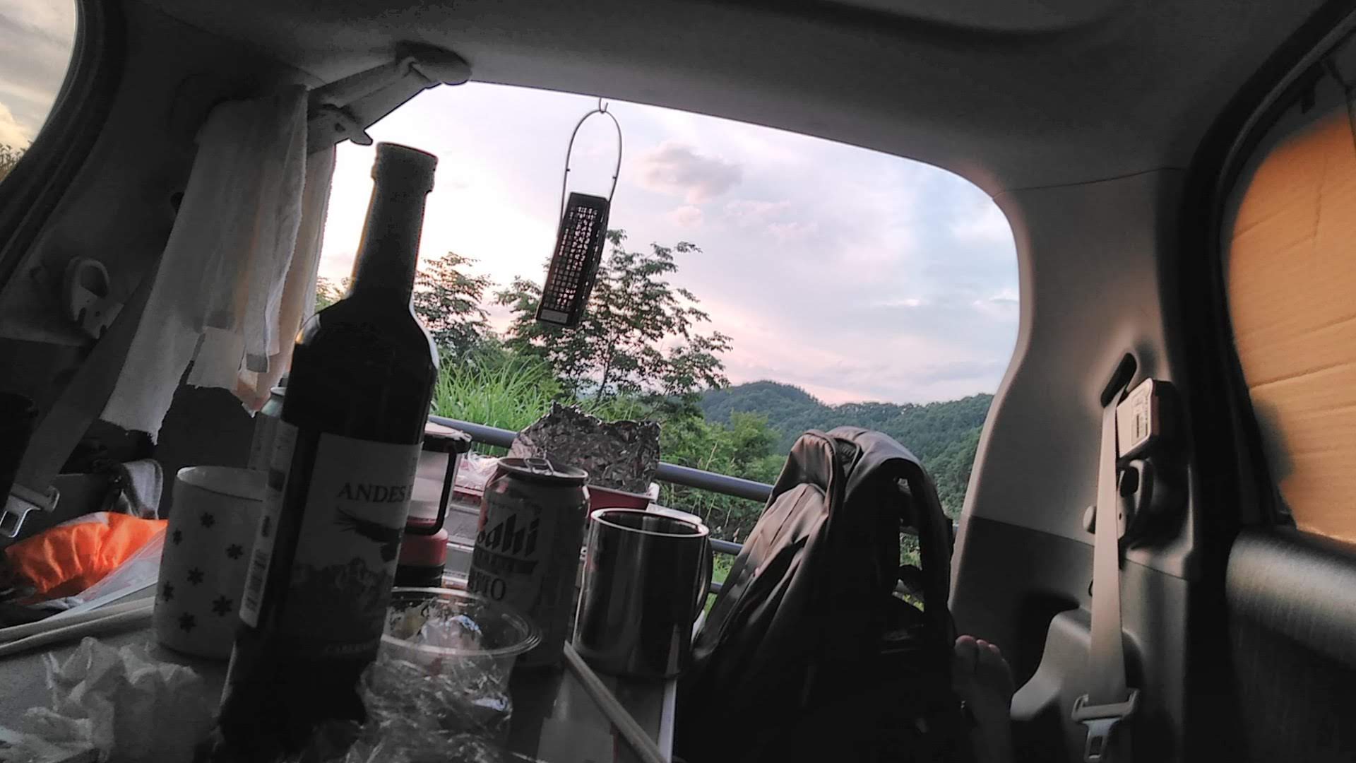 小さくても寝れる！パッソで車中泊する方法【コンパクトカー改造ガイド初心者版】 | 旅遊び 旅と遊びを楽しむために